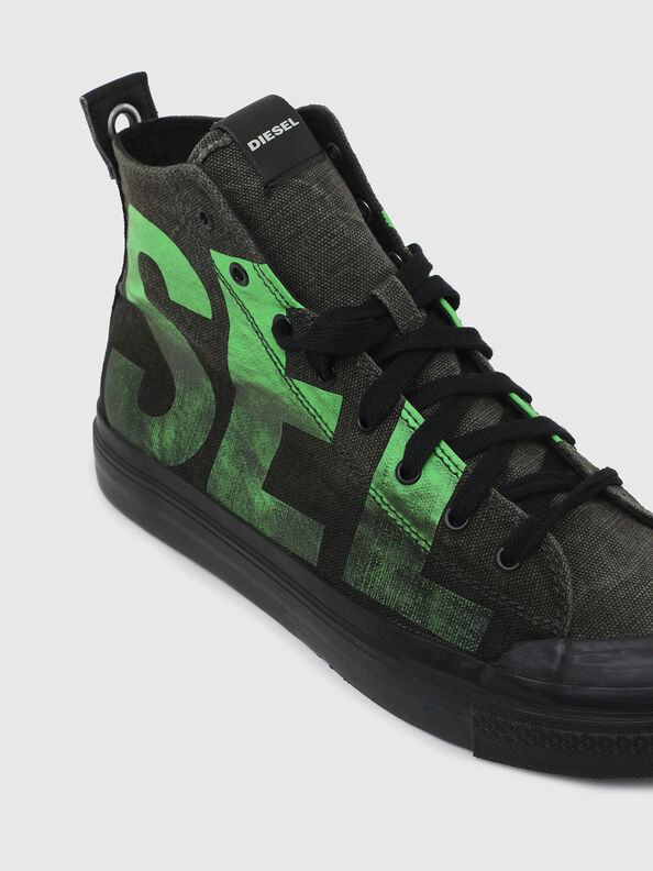 Scarpe Uomo: Stivali, Ciabatte, Sneakers | Diesel®